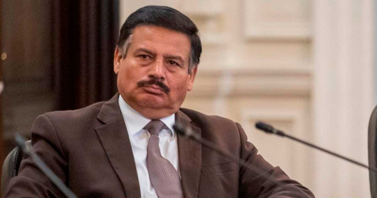 Ministro de Defensa, Daniel Barragán presentó su renuncia irrevocable ...